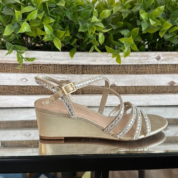 Kelly & Katie | Shoes | Kelly And Katie Wedge Sandal | Poshmark